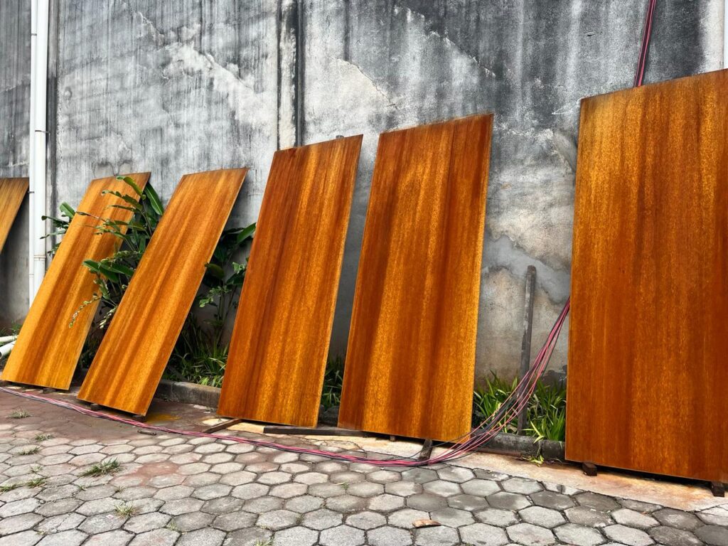 Chapa de aço corten 2mm x 1200mm x 3000mm OXIDADA - Mostaza